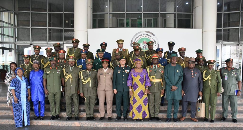 The Ministry received a delegation from Course 20 of the Command and ...