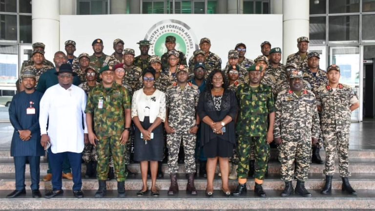 Visit of a delegation from the Command and Staff College of Namibia to ...