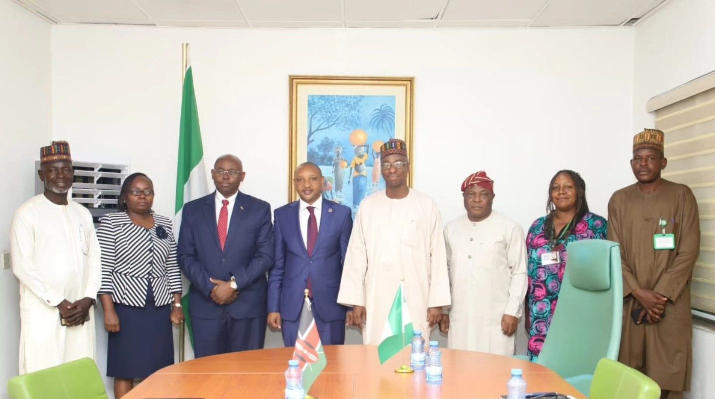 Ambassador Dunoma Umar Ahmed received in audience the High Commissioner ...